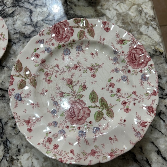 Johnson Brothers | Dining | Vintage Rose Chintz By Johnson Bros Made In ...